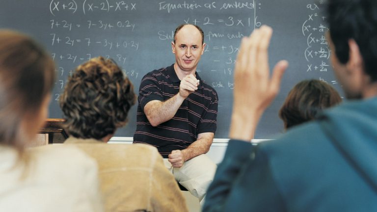 Instituto Piaget lança curso de profissionalização para professores – human