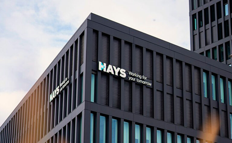 Hays a recrutar para as áreas de consultoria e suporte – human